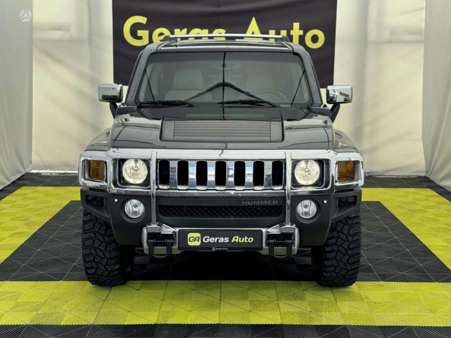 Black Hummer H3 2008 in Vilnius, with an engine capacity of 3.65 L and mileage of 191 thousand km for 12999 €, photo 7 on AUTOMOTO.COM.LV