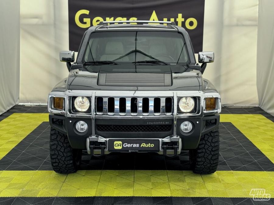 Black Hummer H3 2008 in Avizieniai, with an engine capacity of 3.70 L and mileage of 191 thousand km for 12999 €, photo 7 on AUTOMOTO.COM.LV