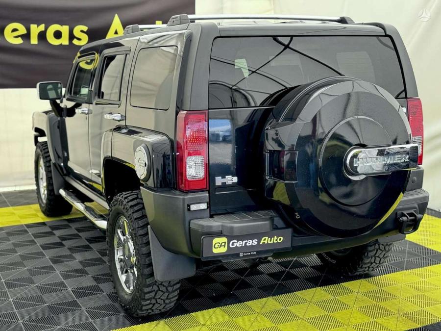 Black Hummer H3 2008 in Vilnius, with an engine capacity of 3.65 L and mileage of 309 thousand km for 12900 €, photo 7 on AUTOMOTO.COM.LV