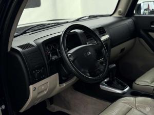 Black Hummer H3 2008 in Vilnius, with an engine capacity of 3.65 L and mileage of 309 thousand km for 12900 €, photo 10 on AUTOMOTO.COM.LV