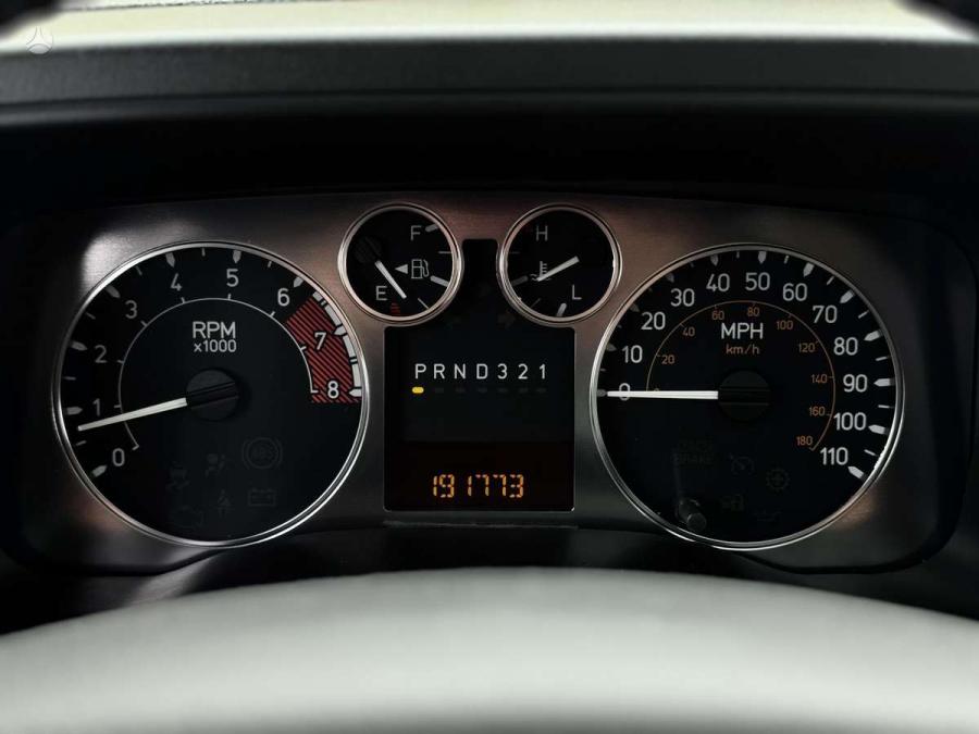 Black Hummer H3 2008 in Vilnius, with an engine capacity of 3.65 L and mileage of 309 thousand km for 12900 €, photo 26 on AUTOMOTO.COM.LV