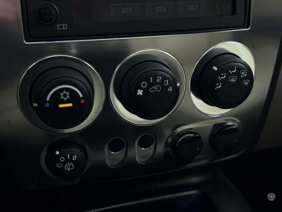Melns Hummer H3 2008 Viļņa, ar dzinēja tilpumu 3.65 L un nobraukumu 309 tūkst. km par 12850 €, foto 23 vietnē AUTOMOTO.COM.LV