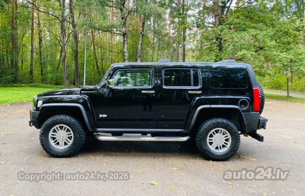 Black Hummer H3 2008 in Riga, with an engine capacity of 3.70 L and mileage of 85 thousand km for 14500 €, photo 6 on AUTOMOTO.COM.LV
