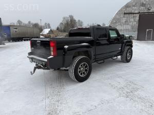 Melns Hummer H3 2009 Jelgava, ar dzinēja tilpumu 3.70 L un nobraukumu 240 tūkst. km par 24000 €, foto 5 vietnē AUTOMOTO.COM.LV