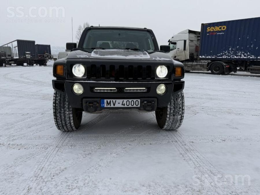 Melns Hummer H3 2009 Jelgava, ar dzinēja tilpumu 3.70 L un nobraukumu 240 tūkst. km par 24000 €, foto 7 vietnē AUTOMOTO.COM.LV