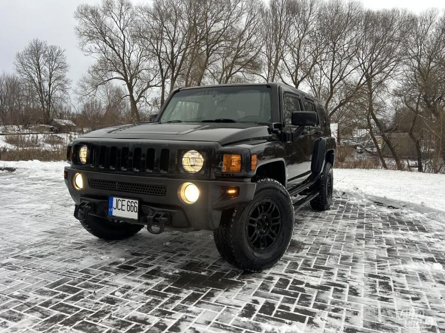 Hummer H3 2007 in Zarasai, with an engine capacity of 3.50 L and mileage of 161 thousand km for 9500 €, photo 4 on AUTOMOTO.COM.LV