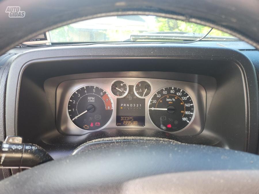 Grey Hummer H3 2007 in Vilnius, with an engine capacity of 3.50 L and mileage of 200 thousand km for 5300 €, photo 6 on AUTOMOTO.COM.LV