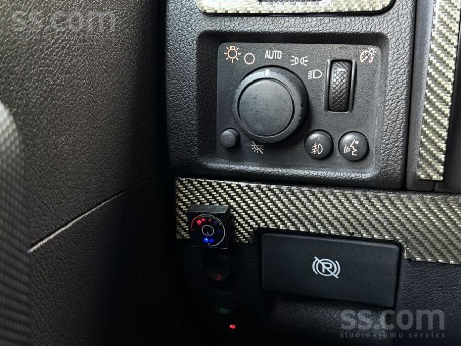Pelēks Hummer H3 2007 Rīga, ar dzinēja tilpumu 3.50 L un nobraukumu 199 tūkst. km par 11900 €, foto 21 vietnē AUTOMOTO.COM.LV