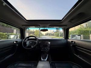 Grey Hummer H3 2008 in Vilnius, with an engine capacity of 3.46 L and mileage of 195 thousand km for 11250 €, photo 5 on AUTOMOTO.COM.LV