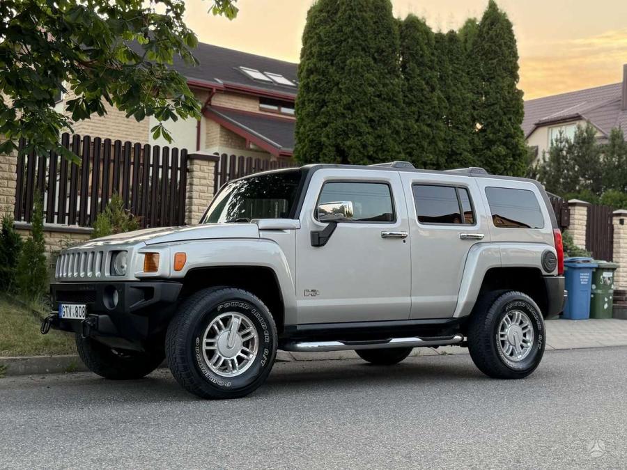 Grey Hummer H3 2008 in Vilnius, with an engine capacity of 3.46 L and mileage of 195 thousand km for 11250 €, photo 6 on AUTOMOTO.COM.LV