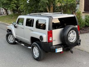 Grey Hummer H3 2008 in Vilnius, with an engine capacity of 3.46 L and mileage of 195 thousand km for 11250 €, photo 12 on AUTOMOTO.COM.LV