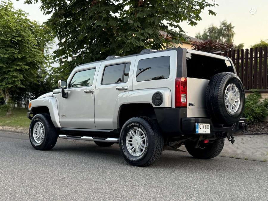 Grey Hummer H3 2008 in Vilnius, with an engine capacity of 3.46 L and mileage of 195 thousand km for 11250 €, photo 14 on AUTOMOTO.COM.LV