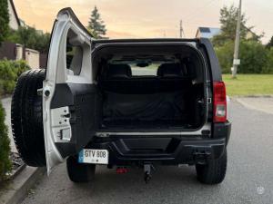 Grey Hummer H3 2008 in Vilnius, with an engine capacity of 3.46 L and mileage of 195 thousand km for 11250 €, photo 17 on AUTOMOTO.COM.LV