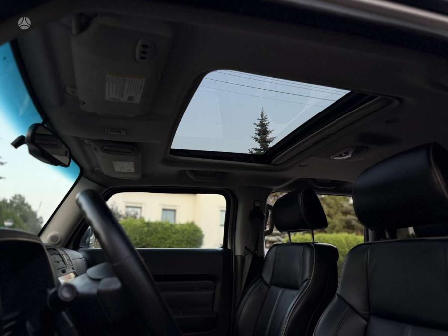 Grey Hummer H3 2008 in Vilnius, with an engine capacity of 3.46 L and mileage of 195 thousand km for 11250 €, photo 42 on AUTOMOTO.COM.LV