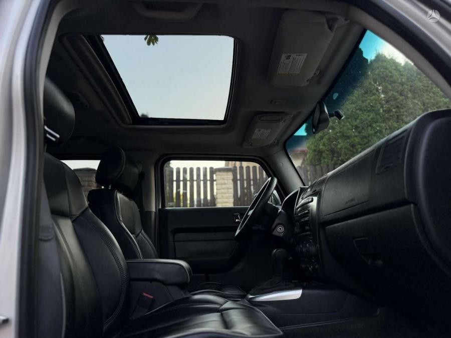 Grey Hummer H3 2008 in Vilnius, with an engine capacity of 3.46 L and mileage of 195 thousand km for 11250 €, photo 43 on AUTOMOTO.COM.LV