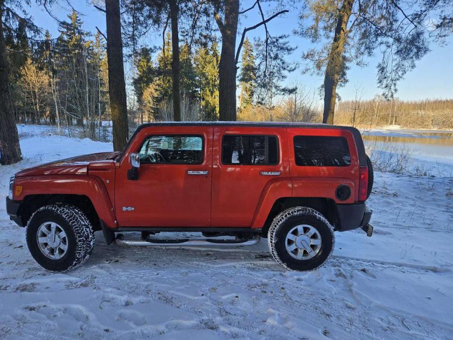 Orange Hummer H3 2008 in Siauliai, with an engine capacity of 5.33 L and mileage of 335 thousand km for 17999 €, photo 3 on AUTOMOTO.COM.LV
