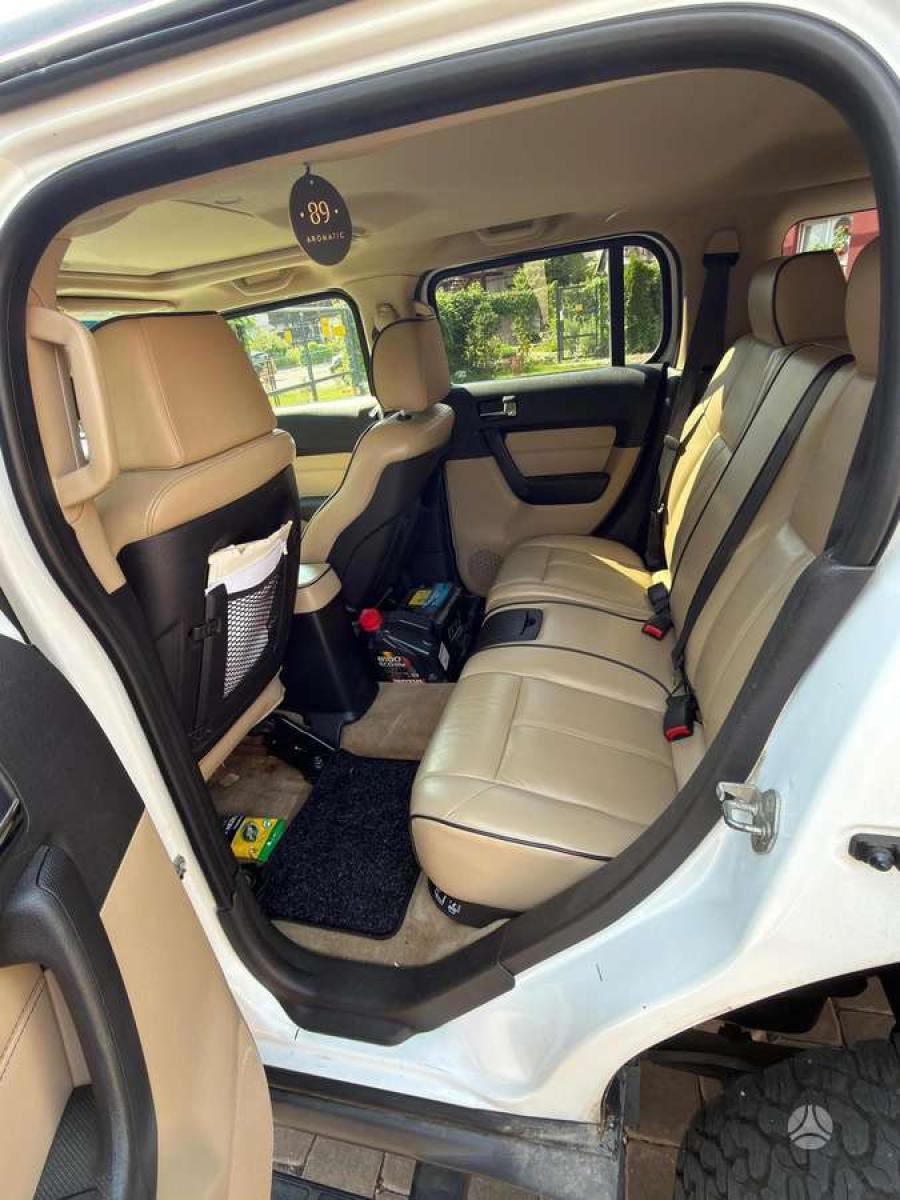 Balts Hummer H3 2008 Kauņa, ar dzinēja tilpumu 3.65 L un nobraukumu 288 tūkst. km par 12000 €, foto 12 vietnē AUTOMOTO.COM.LV