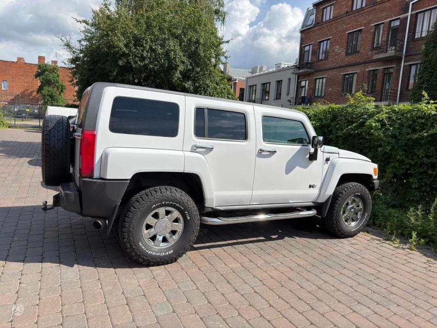 Balts Hummer H3 2008 Kauņa, ar dzinēja tilpumu 3.65 L un nobraukumu 288 tūkst. km par 12000 €, foto 13 vietnē AUTOMOTO.COM.LV