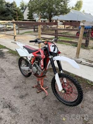 Husqvarna FC 250 2007 in Liepaja, with an engine capacity of 0.25 L and mileage of 0 thousand km for 1950 €, photo 3 on AUTOMOTO.COM.LV