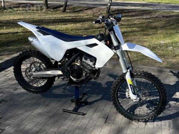 Husqvarna FC 250 2018 Rīga, ar dzinēja tilpumu 0.25 L un nobraukumu 0 tūkst. km par 3600 €, foto 2 vietnē AUTOMOTO.COM.LV