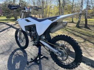 Husqvarna FC 250 2018 Rīga, ar dzinēja tilpumu 0.25 L un nobraukumu 0 tūkst. km par 3600 €, foto 6 vietnē AUTOMOTO.COM.LV