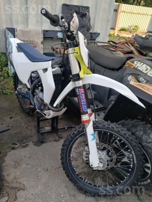 Husqvarna FC 250 2018 in Jurmala, with an engine capacity of 0.25 L and mileage of 0 thousand km for 3100 €, photo 4 on AUTOMOTO.COM.LV