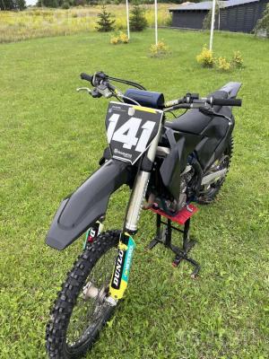 Husqvarna FC 250 2019 in Valmiera, with an engine capacity of 0.25 L and mileage of 0 thousand km for 3500 €, photo  on AUTOMOTO.COM.LV