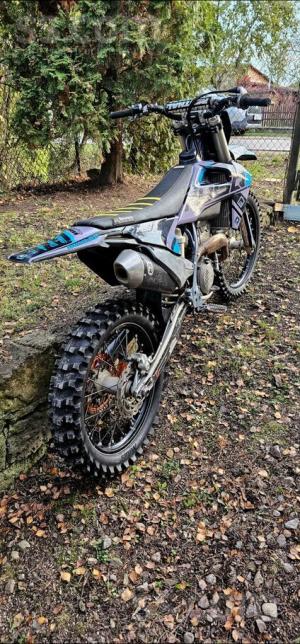 Husqvarna FC 250 2021 Jēkabpils, ar dzinēja tilpumu 0.25 L un nobraukumu 0 tūkst. km par 3100 €, foto 4 vietnē AUTOMOTO.COM.LV