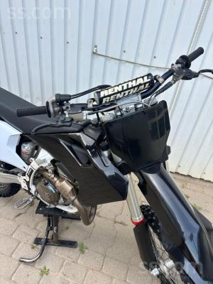 Husqvarna FC 250 2023 in Jelgava, with an engine capacity of 0.25 L and mileage of 0 thousand km for 3999 €, photo 6 on AUTOMOTO.COM.LV