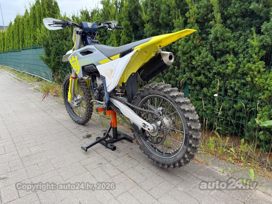 Husqvarna FC 250 2024 Tallina, ar dzinēja tilpumu 0.25 L un nobraukumu 0 tūkst. km par 5500 €, foto 4 vietnē AUTOMOTO.COM.LV