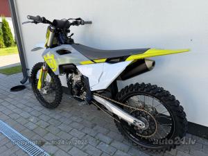 Husqvarna FC 250 2024 Tallina, ar dzinēja tilpumu 0.25 L un nobraukumu 0 tūkst. km par 4700 €, foto 4 vietnē AUTOMOTO.COM.LV