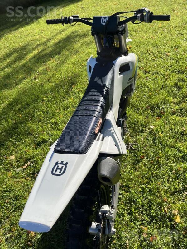 Хускварна FC 250 2025 в Рига на AUTOMOTO.COM.LV Хускварна FC 250 2025 в Рига, объемом двигателя 0.25 л и пробегом 0 тыс. км за 5250 €, фото 3 на AUTOMOTO.COM.LV