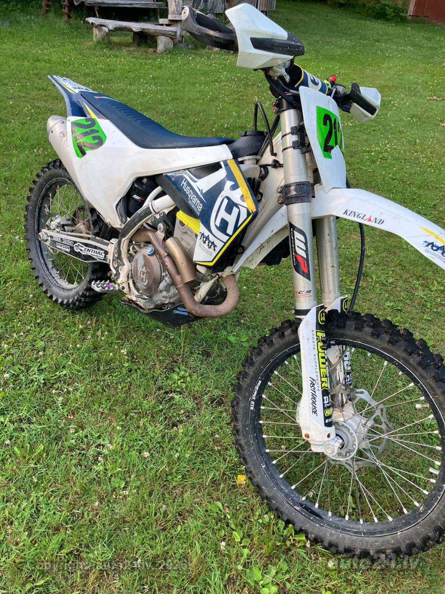 Husqvarna FC 350 2016 Tallina, ar dzinēja tilpumu 0.35 L un nobraukumu 0 tūkst. km par 2950 €, foto 1 vietnē AUTOMOTO.COM.LV