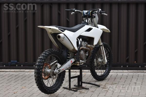 Husqvarna FC 350 2018 Valmiera, ar dzinēja tilpumu 0.35 L un nobraukumu 0 tūkst. km par 2750 €, foto 5 vietnē AUTOMOTO.COM.LV