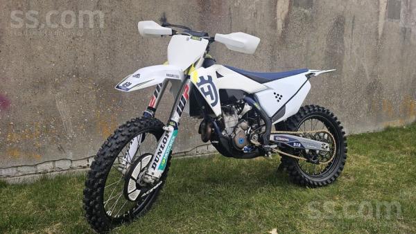 Husqvarna FC 350 2019 Ventspils, ar dzinēja tilpumu 0.35 L un nobraukumu 0 tūkst. km par 3850 €, foto 5 vietnē AUTOMOTO.COM.LV