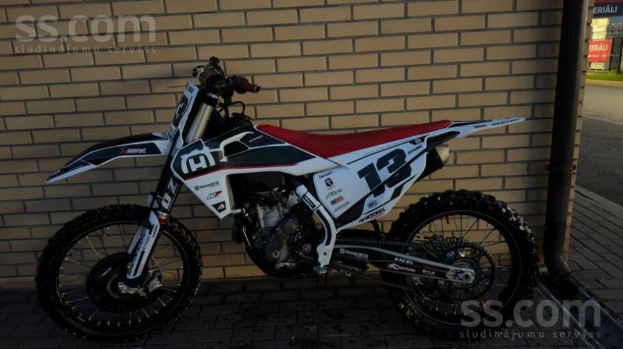Husqvarna FC 350 2022 Rīga, ar dzinēja tilpumu 0.35 L un nobraukumu 0 tūkst. km par 3600 €, foto 1 vietnē AUTOMOTO.COM.LV
