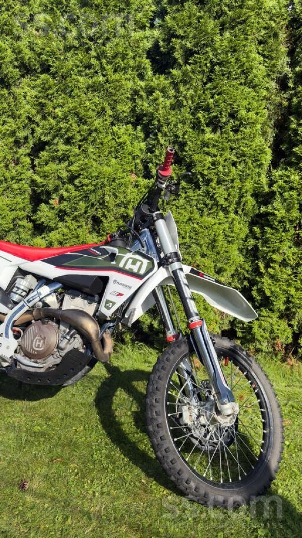 Husqvarna FC 350 2022 Rīga, ar dzinēja tilpumu 0.35 L un nobraukumu 0 tūkst. km par 3600 €, foto 6 vietnē AUTOMOTO.COM.LV