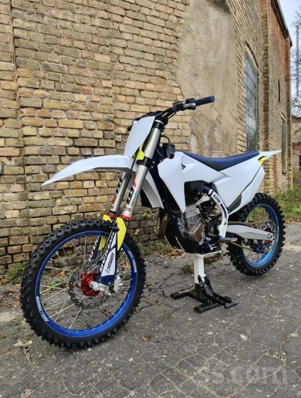 Husqvarna FC 450 2020 in Valmiera, with an engine capacity of 0.45 L and mileage of 0 thousand km for 3950 €, photo 1 on AUTOMOTO.COM.LV