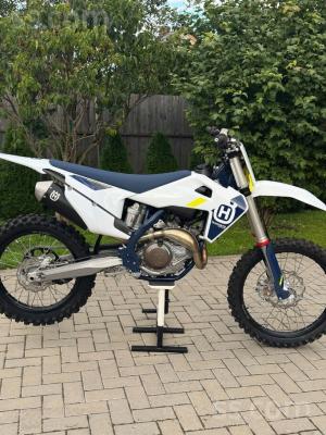 Husqvarna FC 450 2022 Gulbene, ar dzinēja tilpumu 0.45 L un nobraukumu 0 tūkst. km par 3500 €, foto 3 vietnē AUTOMOTO.COM.LV