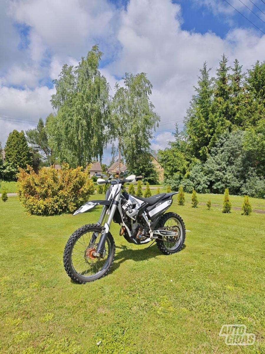 Husqvarna FC 2014 in Joniskis, with an engine capacity of 0.25 L and mileage of 0 thousand km for 2600 €, photo 3 on AUTOMOTO.COM.LV