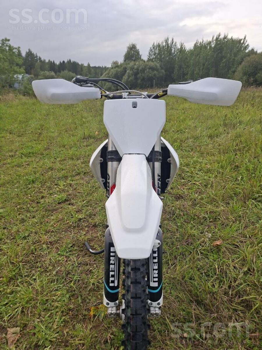 Husqvarna FC 2016 Tukums, ar dzinēja tilpumu 0.25 L un nobraukumu 0 tūkst. km par 2500 €, foto 6 vietnē AUTOMOTO.COM.LV