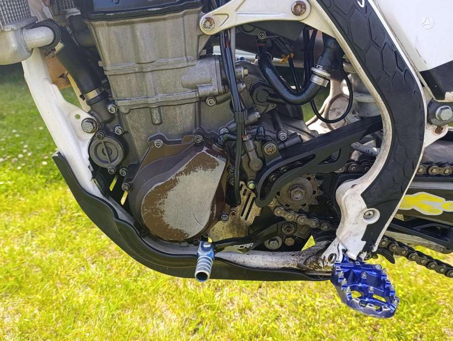 Husqvarna FC 2017 in Vievis, with an engine capacity of 0.45 L and mileage of 273 thousand km for 2800 €, photo 11 on AUTOMOTO.COM.LV