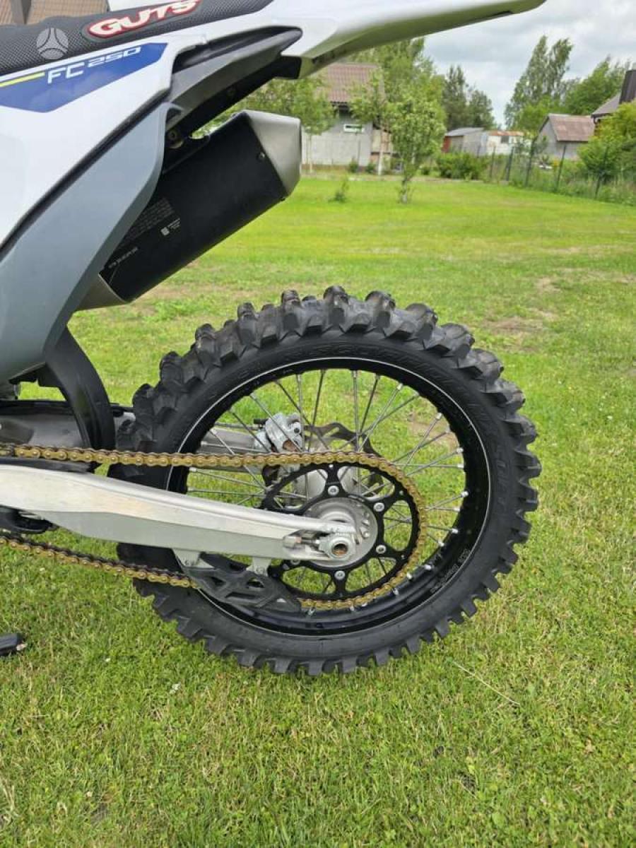 Husqvarna FC 2021 in Telschi, with an engine capacity of 0.25 L and mileage of 0 thousand km for 3900 €, photo 8 on AUTOMOTO.COM.LV
