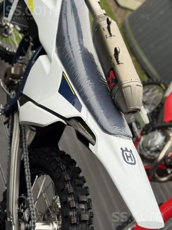 Husqvarna FC 2022 in Liepaja, with an engine capacity of 0.35 L and mileage of 0 thousand km for 7500 €, photo 3 on AUTOMOTO.COM.LV