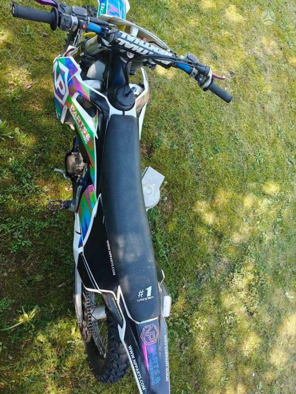 Husqvarna FC 2022 Prienai, ar dzinēja tilpumu 0.45 L un nobraukumu 0 tūkst. km par 4100 €, foto 7 vietnē AUTOMOTO.COM.LV