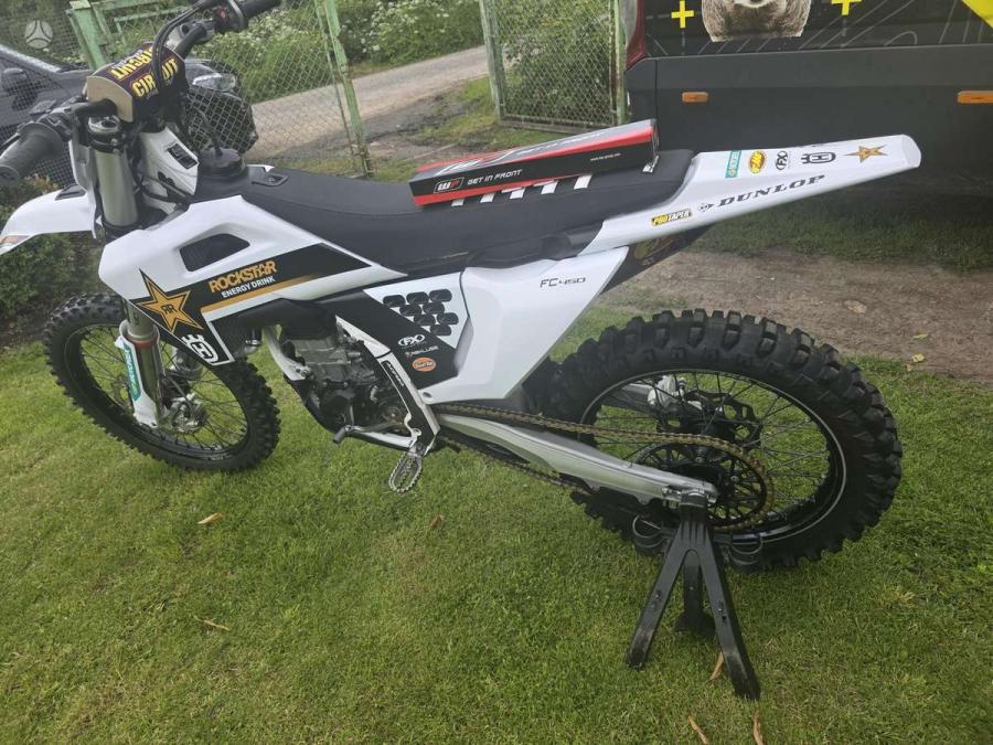 Husqvarna FC 2024 Kauņa, ar dzinēja tilpumu 0.45 L un nobraukumu 110 tūkst. km par 5000 €, foto 4 vietnē AUTOMOTO.COM.LV