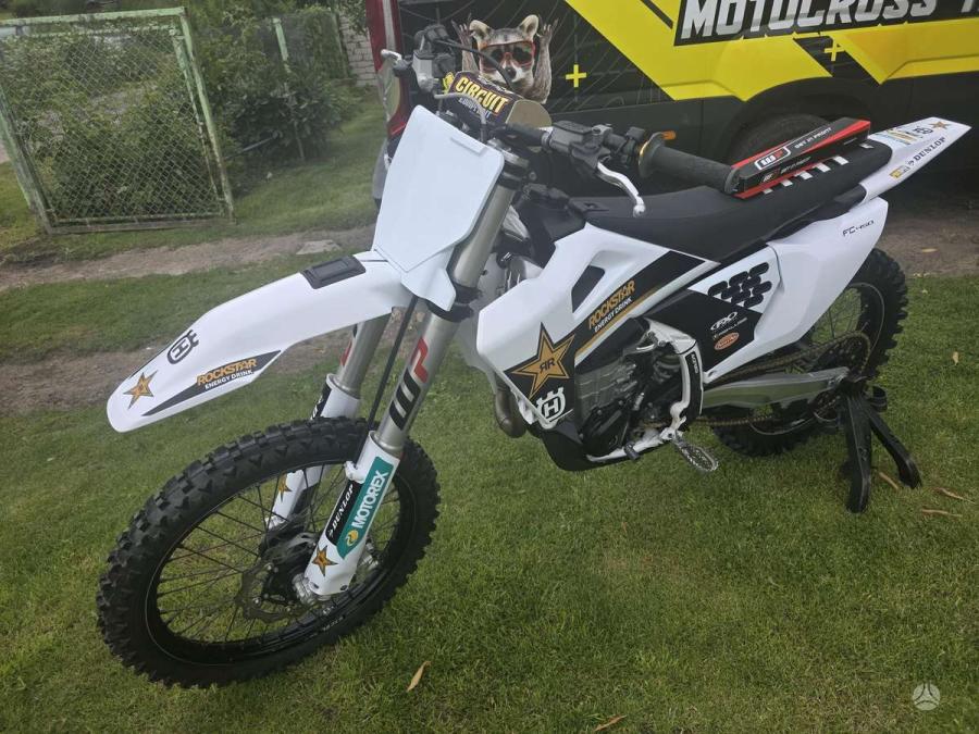 Husqvarna FC 2024 Kauņa, ar dzinēja tilpumu 0.45 L un nobraukumu 110 tūkst. km par 5000 €, foto 5 vietnē AUTOMOTO.COM.LV