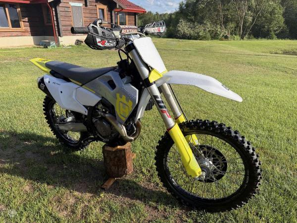 Husqvarna FC 2024 Viļņa, ar dzinēja tilpumu 0.45 L un nobraukumu 0 tūkst. km par 5999 €, foto 1 vietnē AUTOMOTO.COM.LV