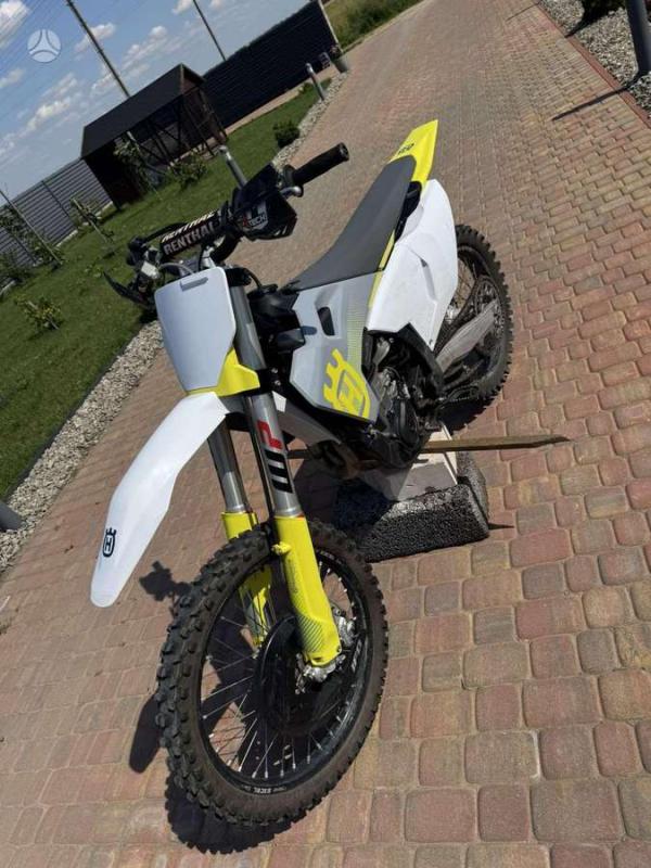 Husqvarna FC 2024 in Salcininkai, with an engine capacity of 0.45 L and mileage of 0 thousand km for 5599 €, photo 2 on AUTOMOTO.COM.LV