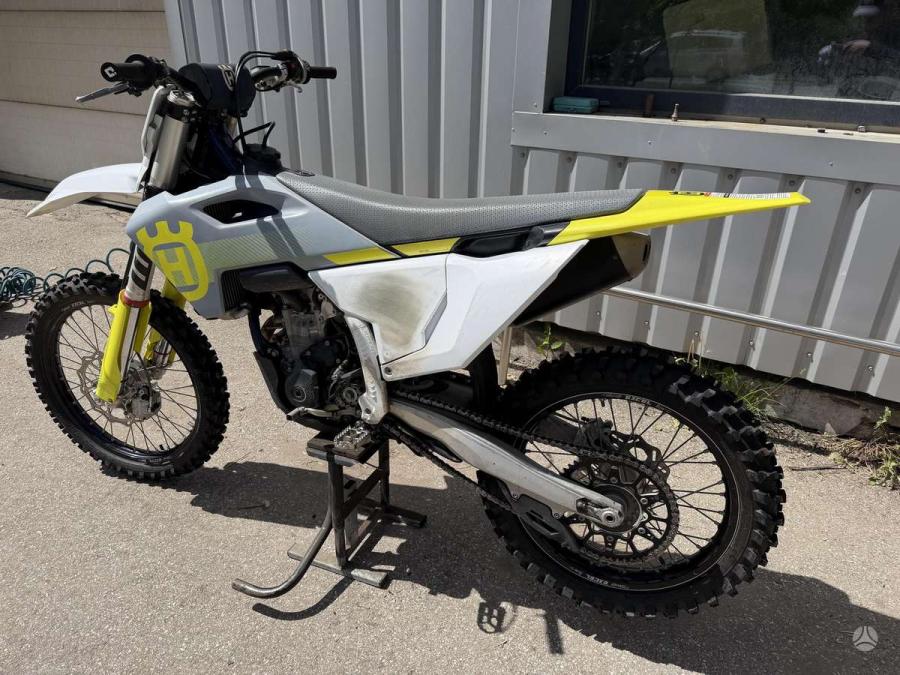 Husqvarna FC 2024 in Kaunas, with an engine capacity of 0.25 L and mileage of 0 thousand km for 4500 €, photo 6 on AUTOMOTO.COM.LV